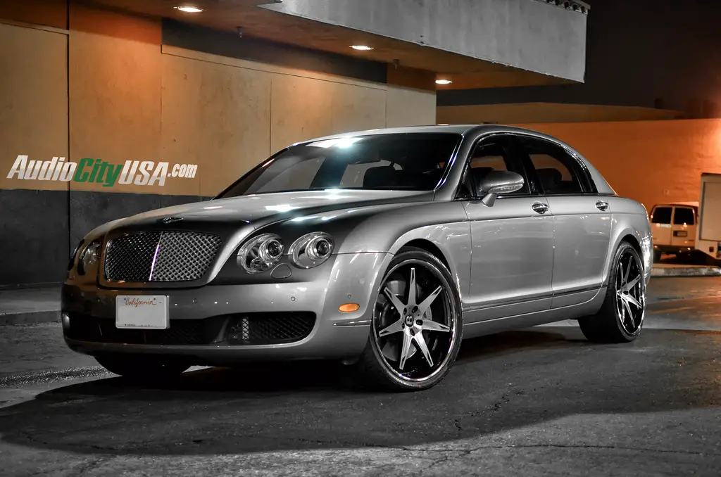 Bentley Flying Spur Custom Rims